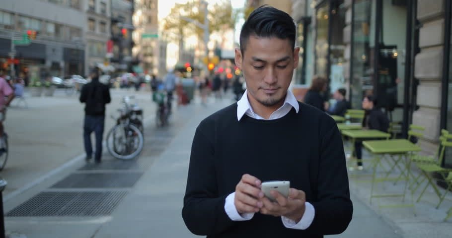 Manly guide to texting - The Elevated Male